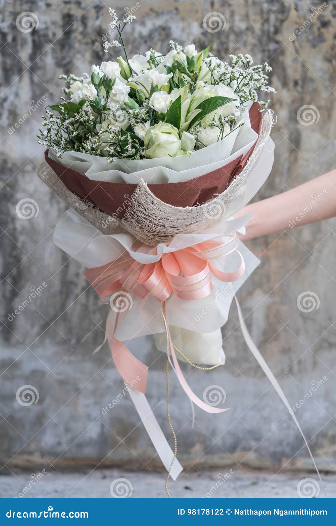 Hands Holding Bouquet of Flower Stock Photo - Image of petal, bunch ...