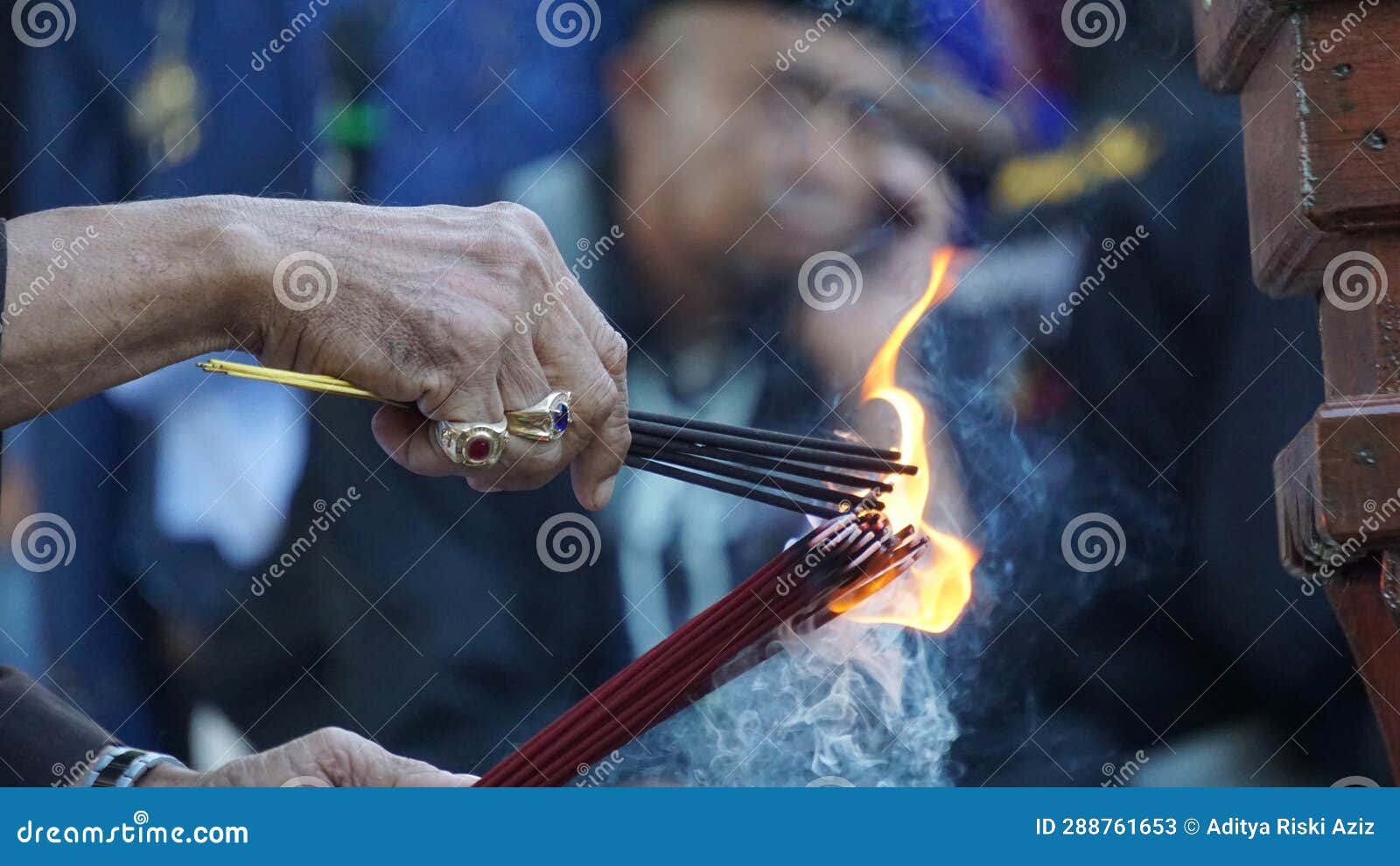 Hands Holding and Burning Incense To Perform Traditional Rituals Stock ...