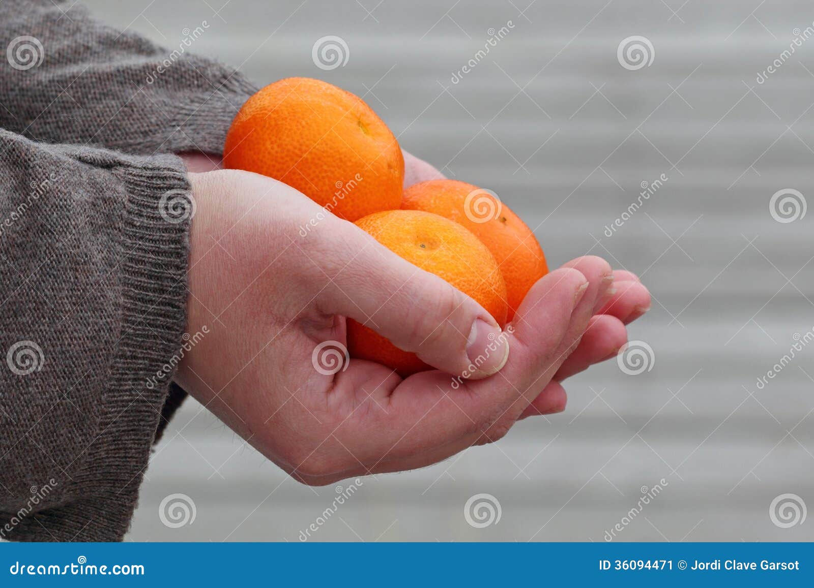Hands Holding Fresh Fruit Stock Photos - Download 15,739 Royalty Free ...