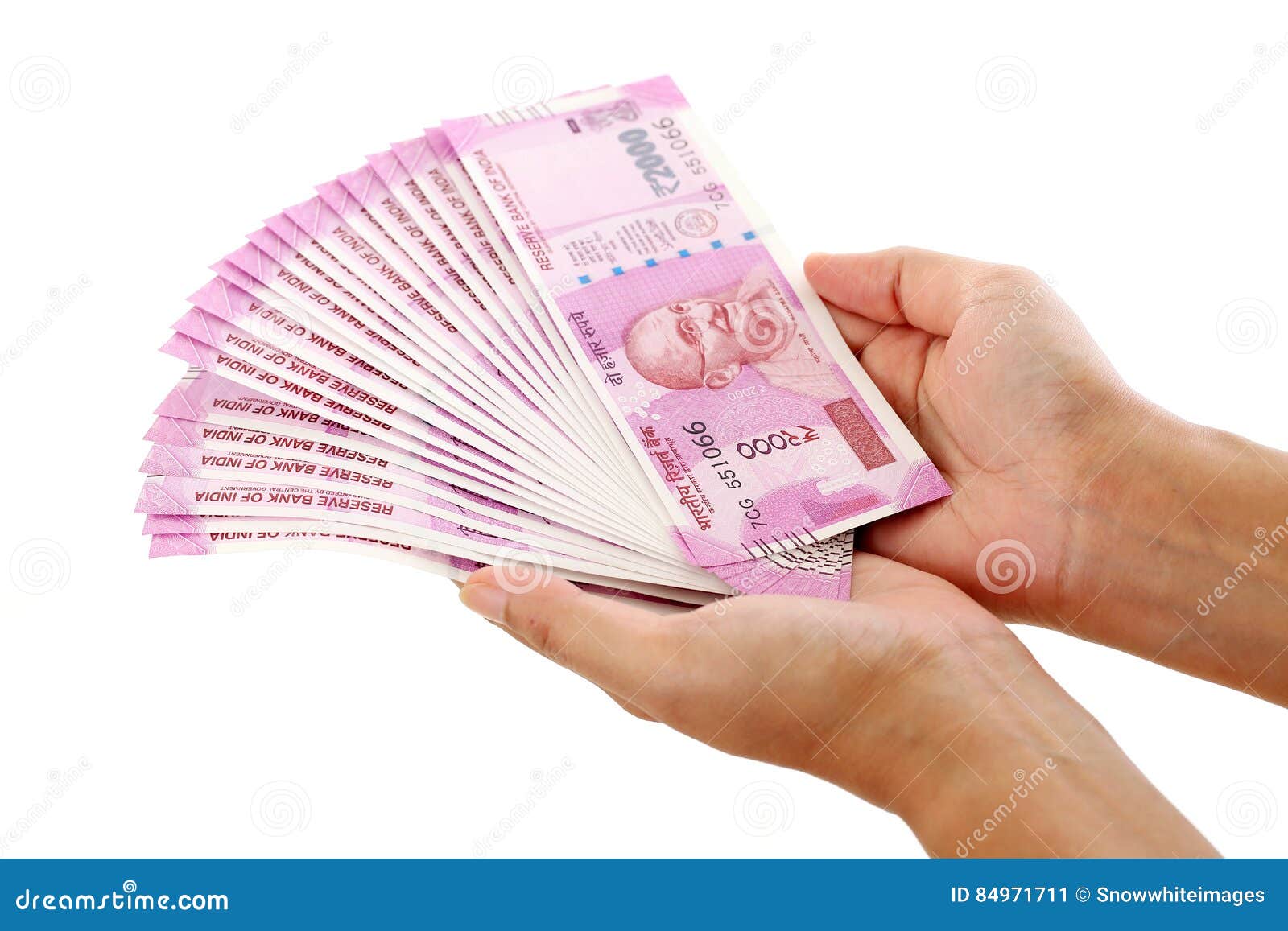 Hands Holding 2000 Rupee Notes Stock Image Image Of Bill Money 84971711