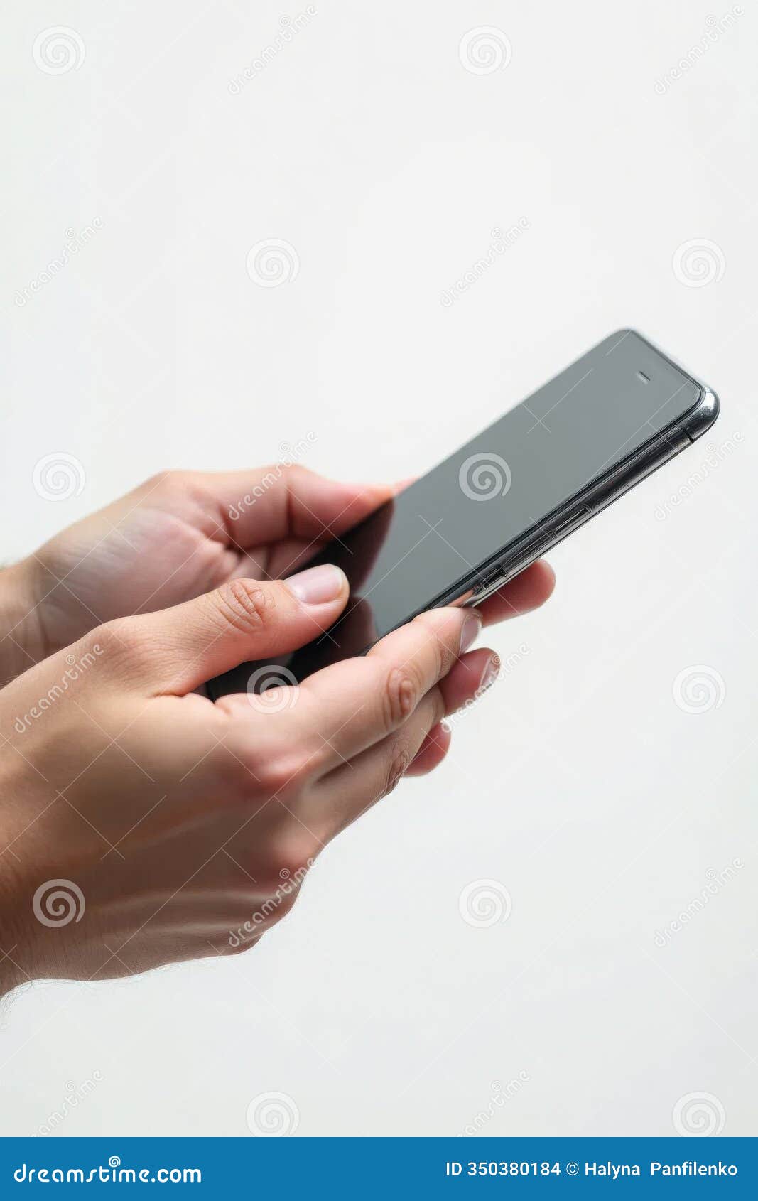 Hands Holding a Smartphone with a Blank Screen, Modern Technology ...