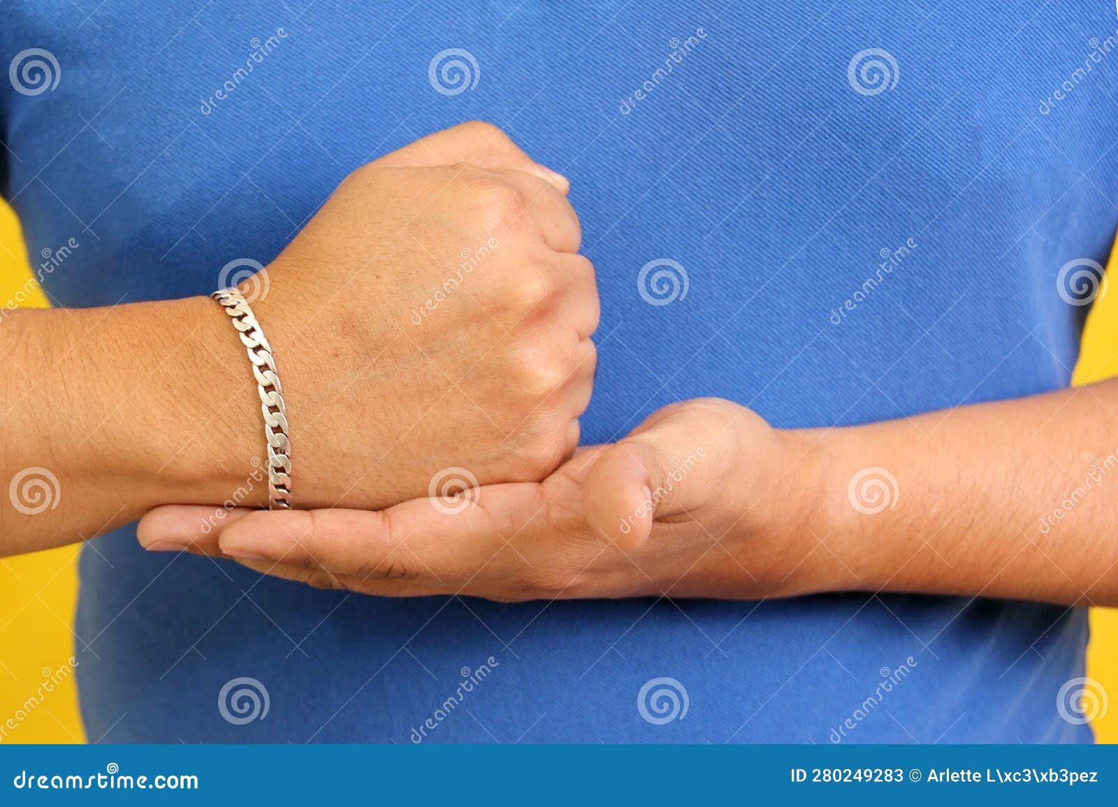 Hands of a Man Makes Sign Language, Expression and Gesture Perception ...