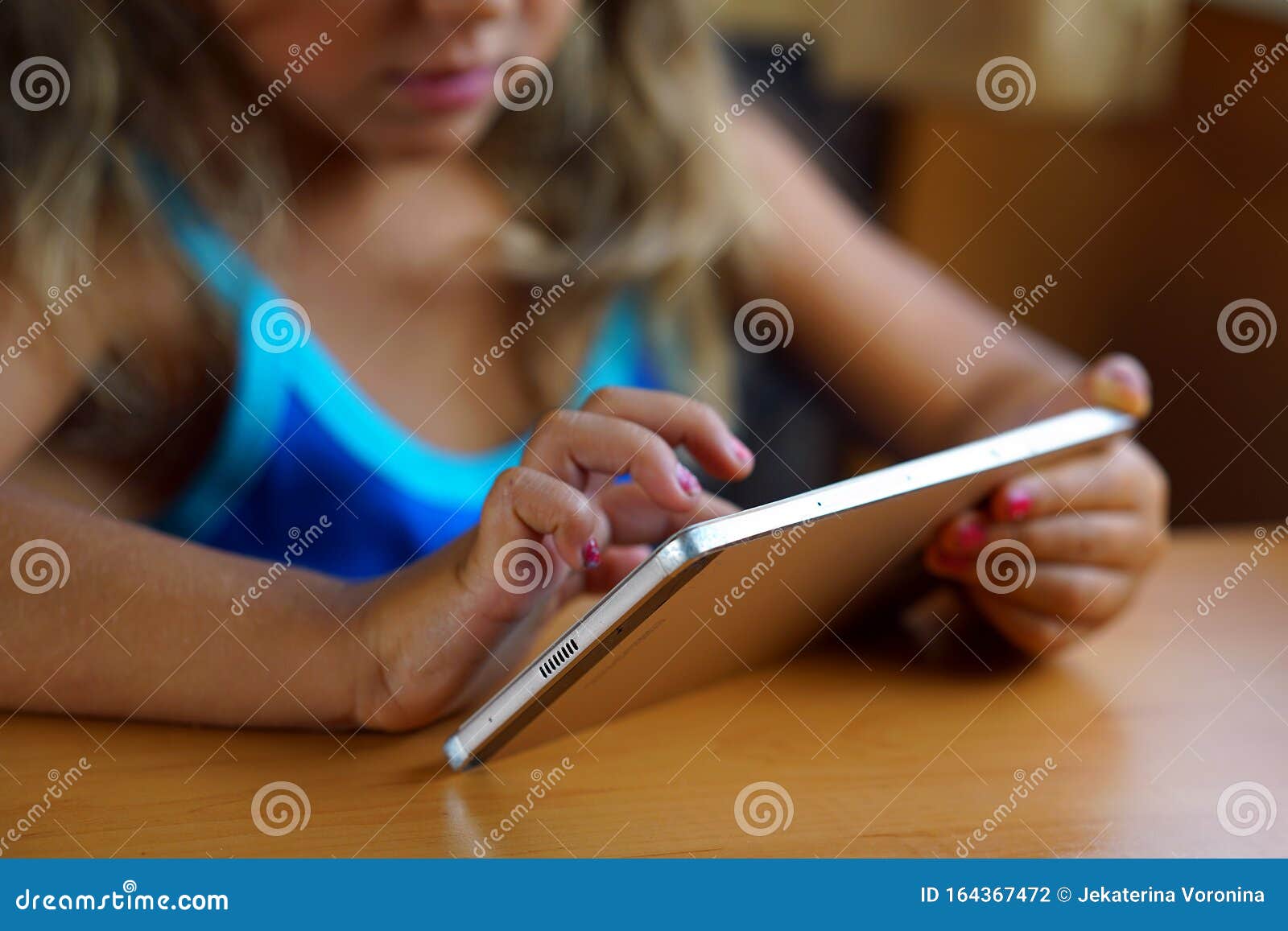 Hands of a Little Girl Using a Cellphone Stock Photo - Image of female ...