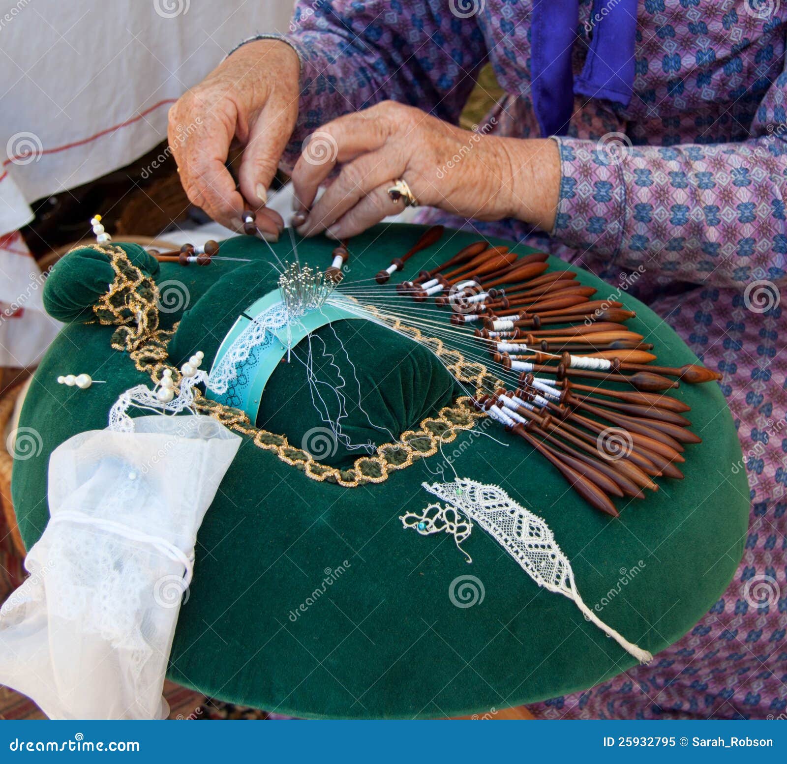 Hands making bobbin lace stock image. Image of hands - 25932795