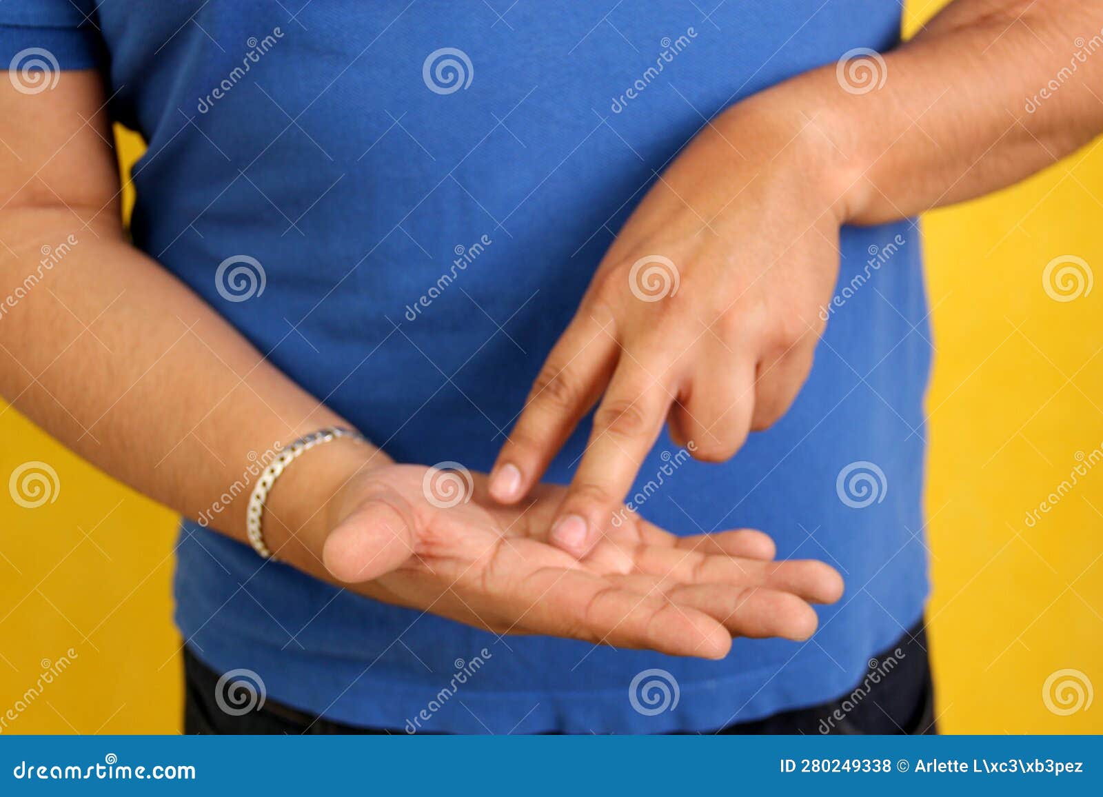 Hands of a Man Makes Sign Language, Expression and Gesture Perception ...