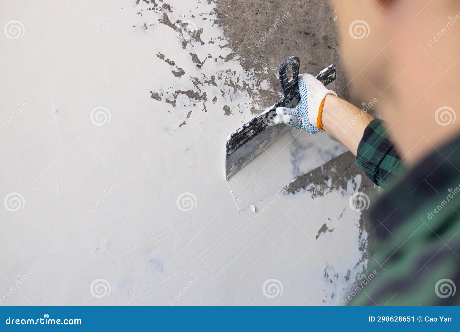 Hands Man Plasterer Construction Worker at Work with Trowel, Plastering ...