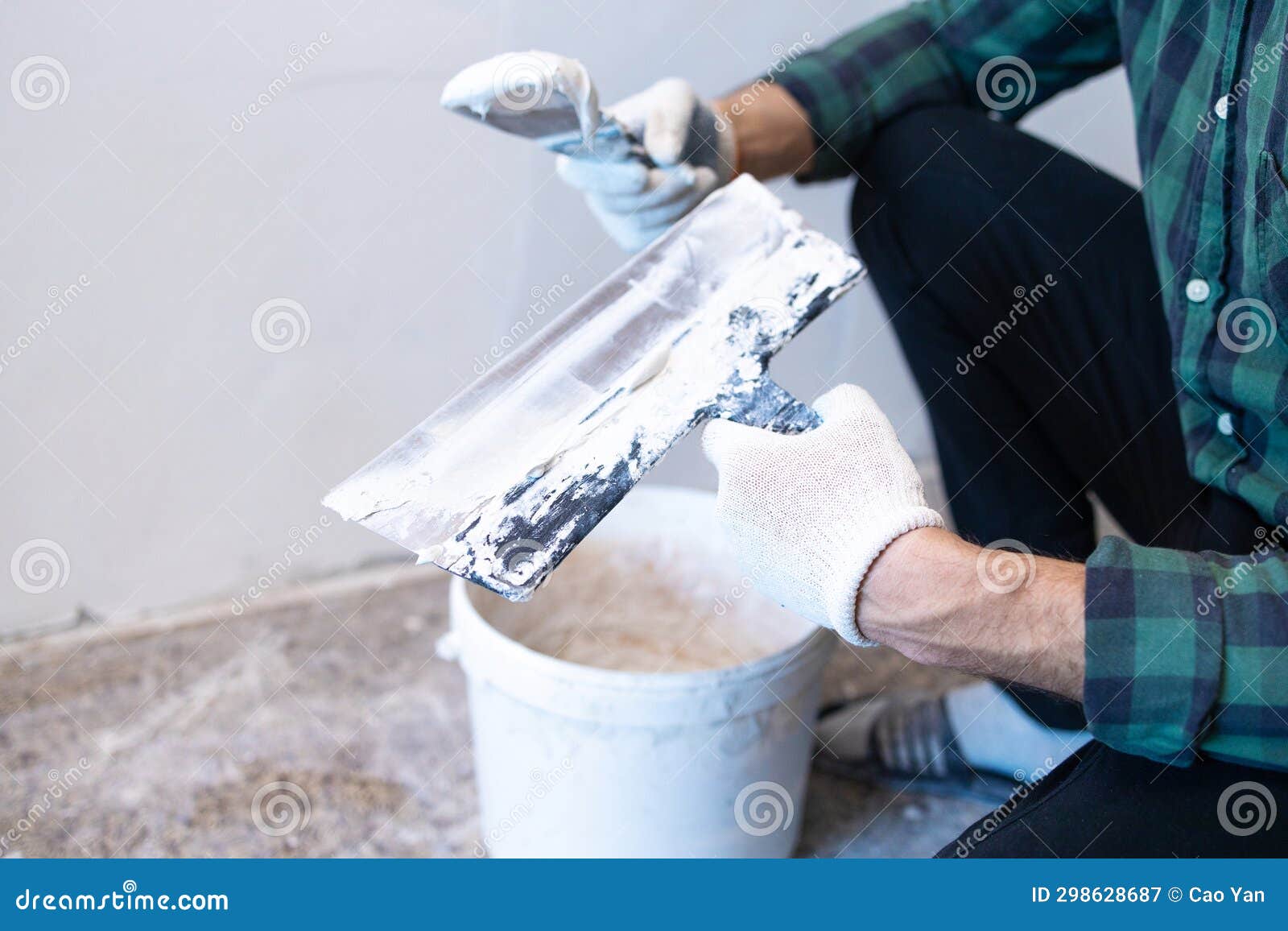 Hands Man Plasterer Construction Worker at Work with Trowel, Plastering ...