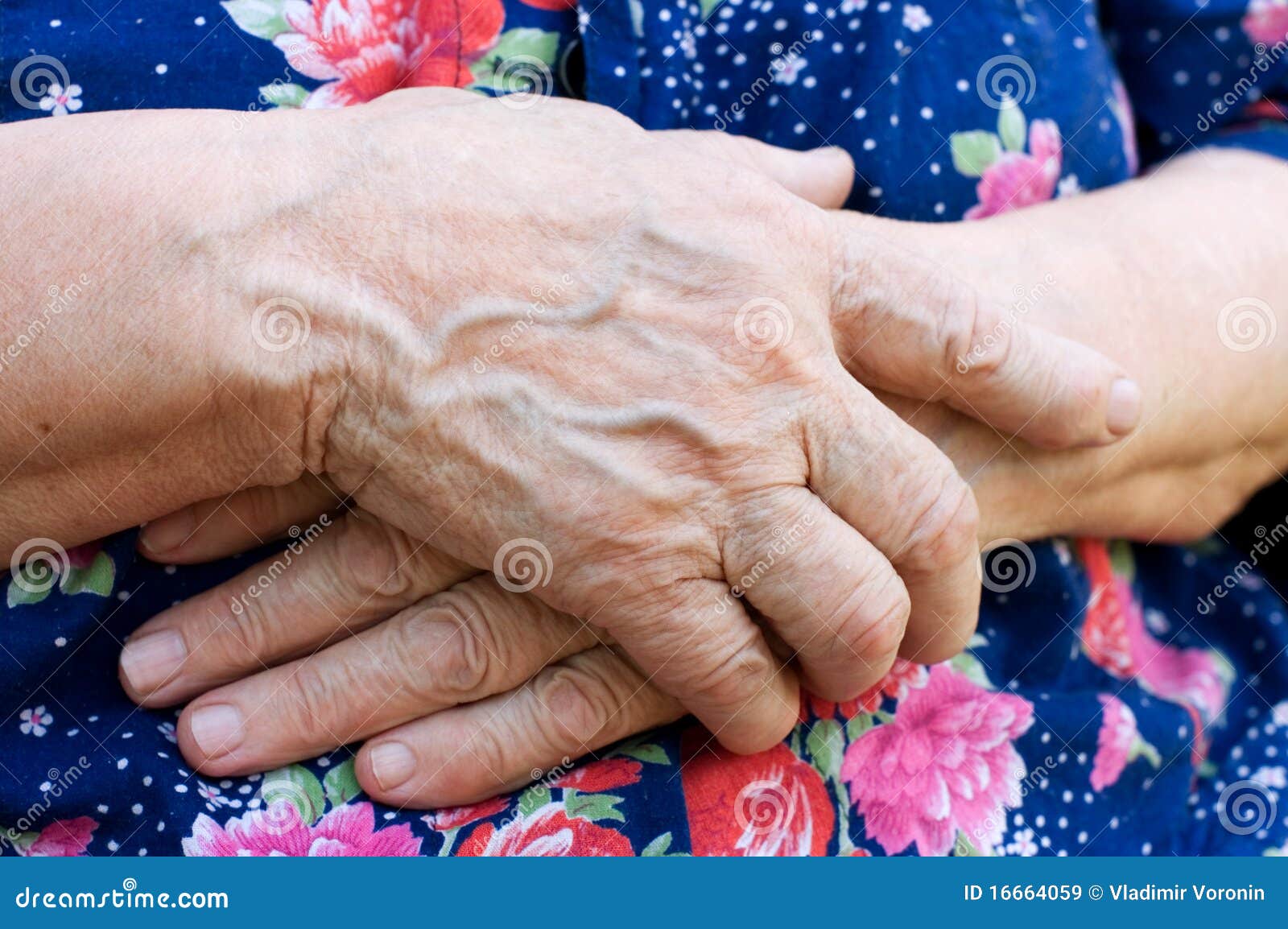 Hands of the old woman stock image. Image of pensioner - 16664059