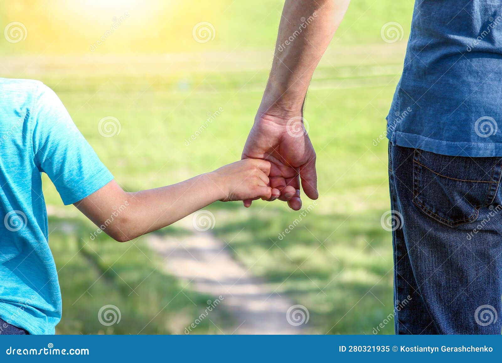 Hands Parent and Child Walking Stock Image - Image of hands, generosity ...