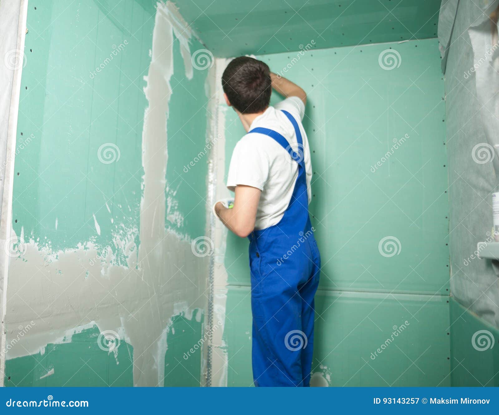 Hands Plasterer at Work. Application of the Plaster on the Wall Stock ...