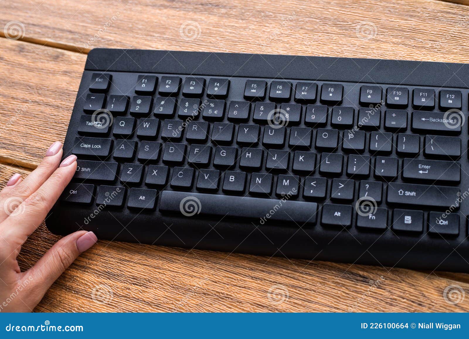 Hands Pointing Pressing Computer Keyboard Keys Typewriting New Ideas ...