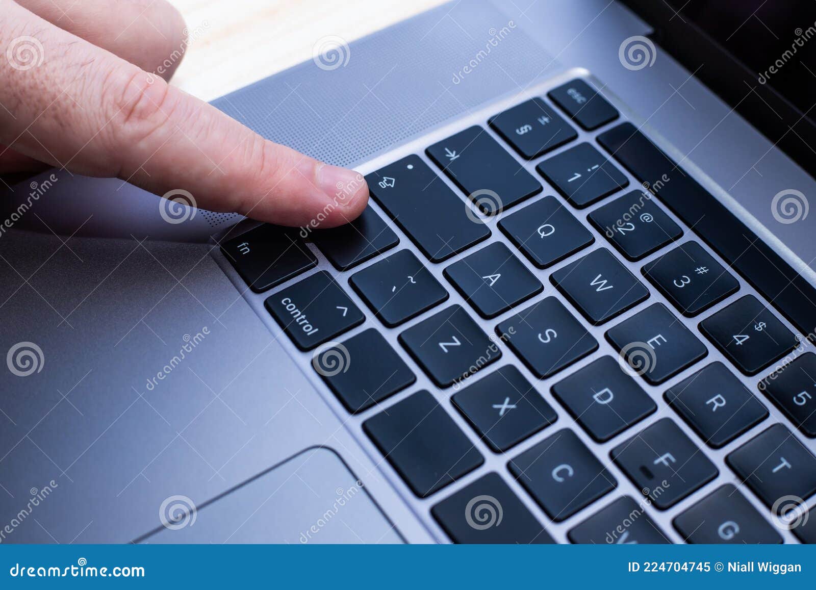 Hands Pointing Pressing Computer Keyboard Keys Typewriting New Ideas ...