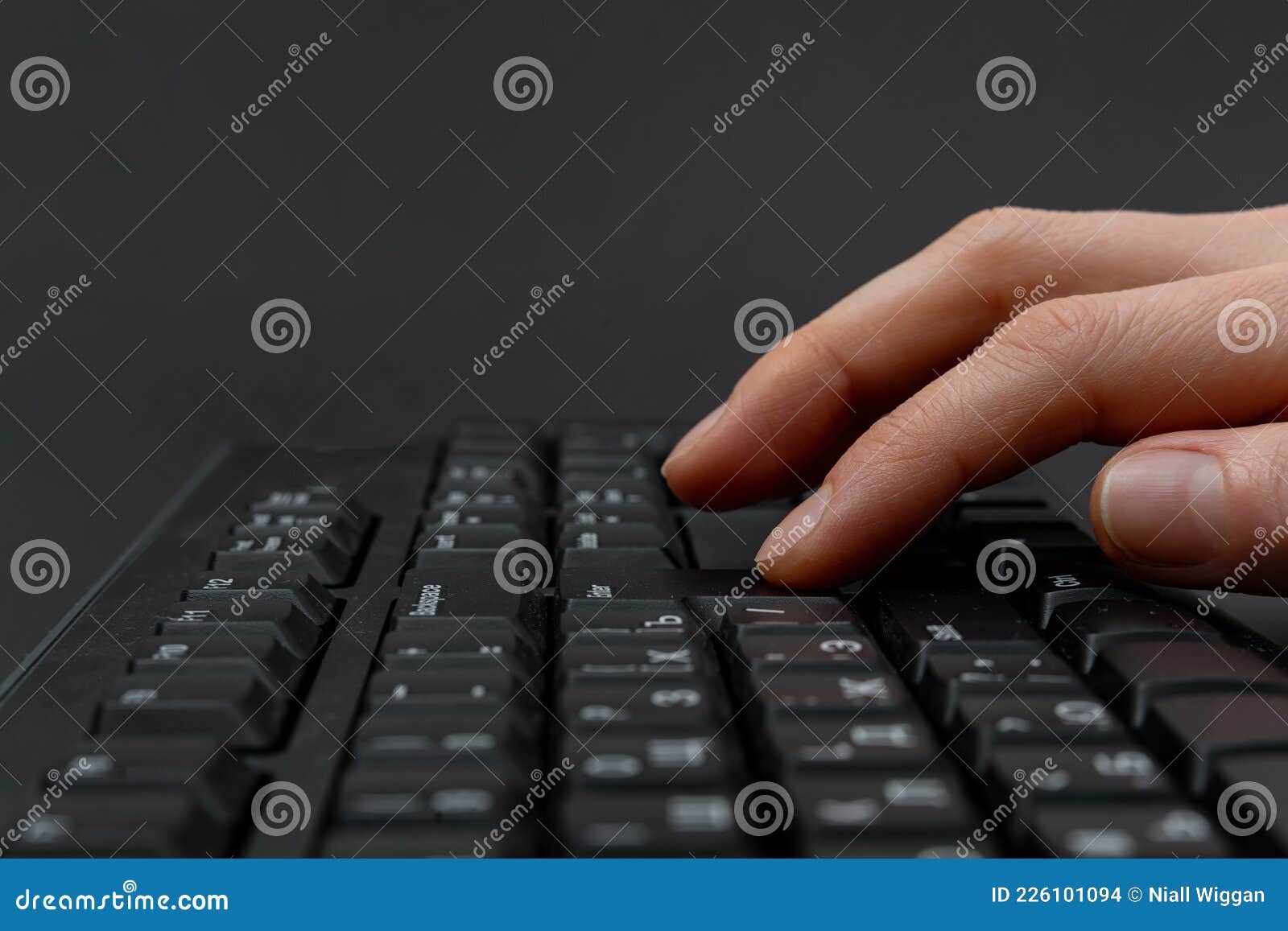 Hands Pointing Pressing Computer Keyboard Keys Typewriting New Ideas ...