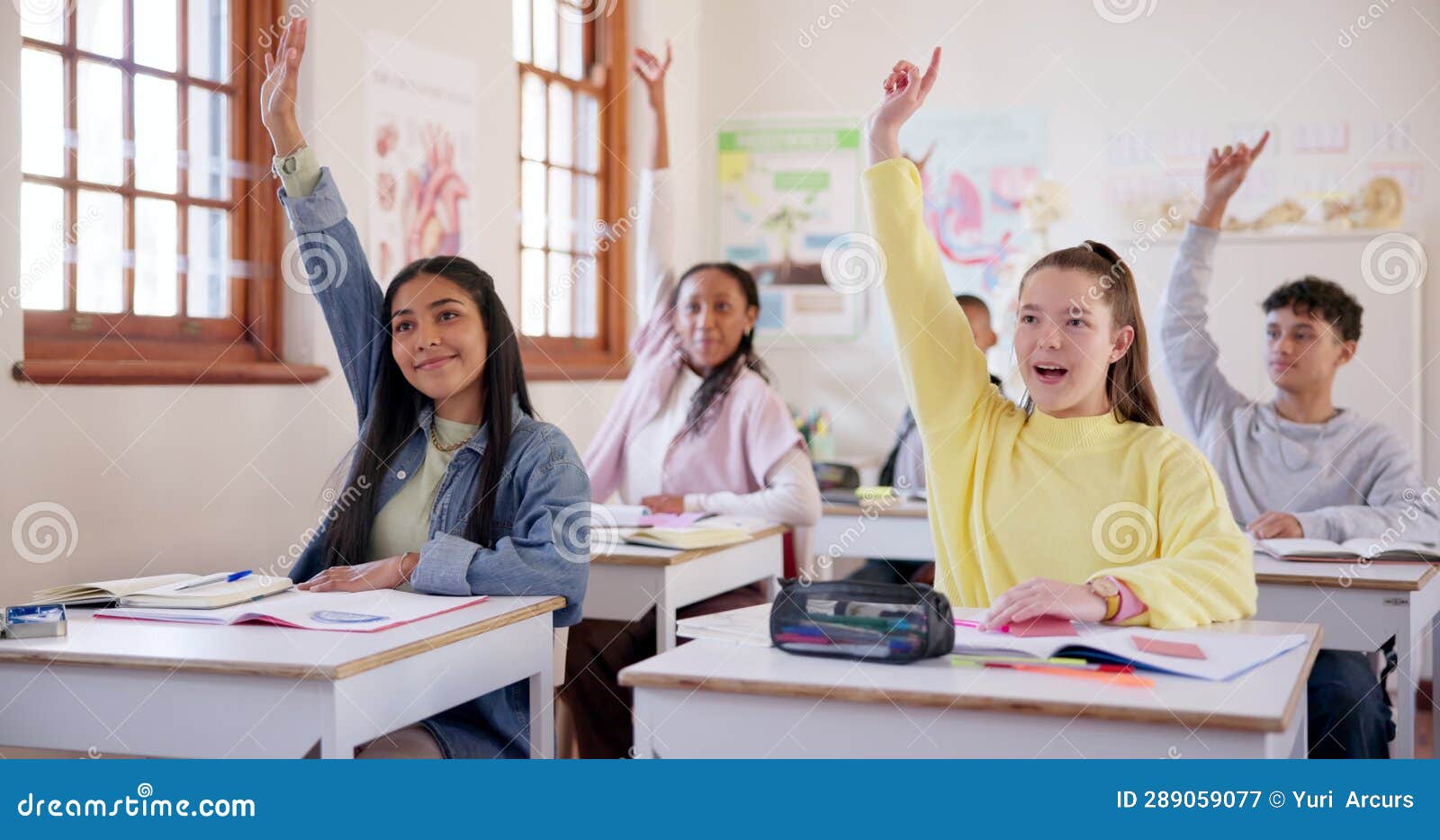 Hands Raised, Students and Question in High School, Learning and Study ...