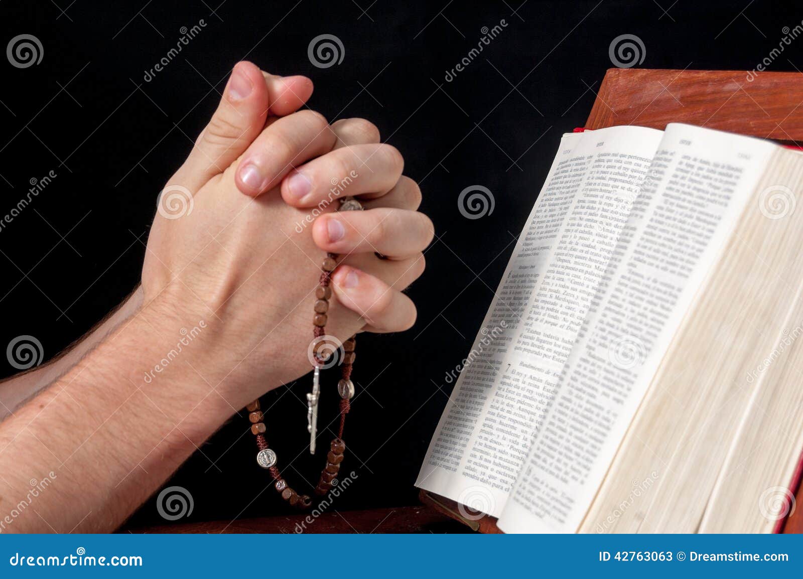 Hands with Rosary and Bible Stock Image - Image of necklace, peaceful ...