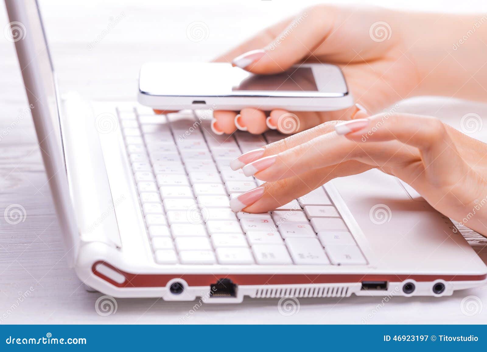 Hands with Smart Phone and Computer Keyboard Stock Image - Image of ...