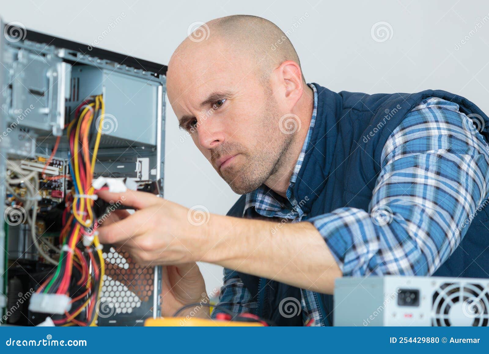 Hands Technician Repairing Computer Stock Photo - Image of technical ...