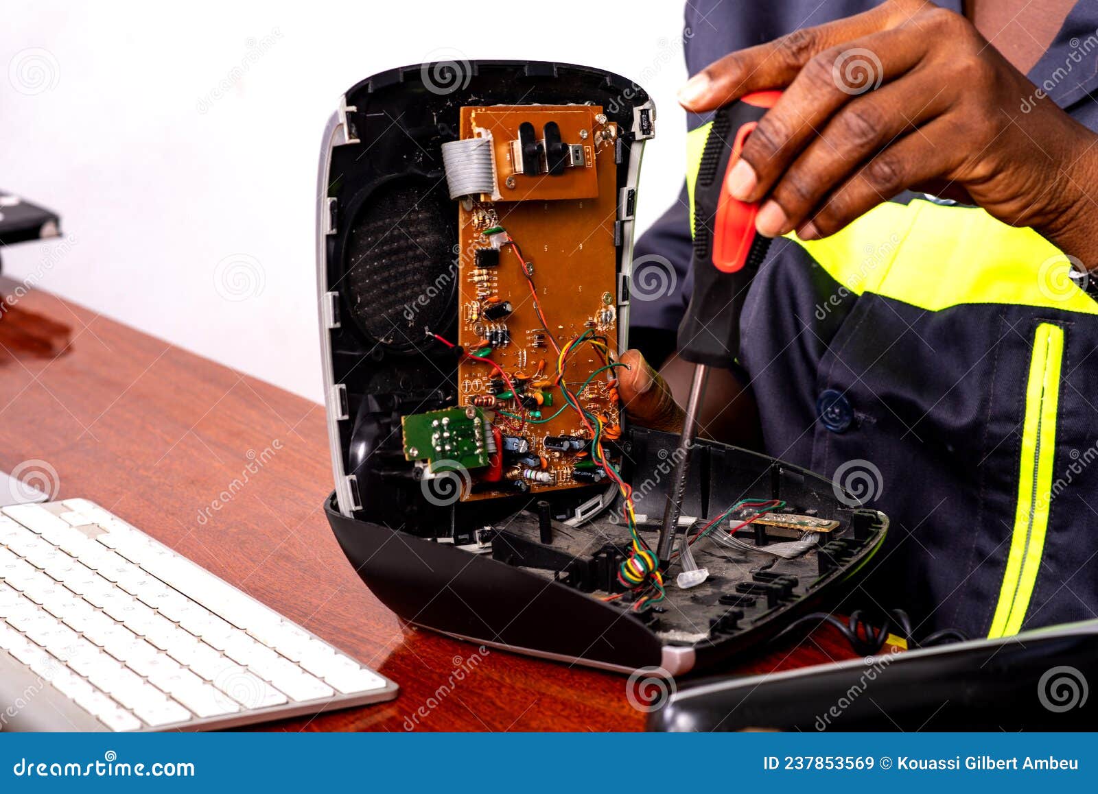 Hands of a Technician Repairing a Mobile Phone Stock Image - Image of ...