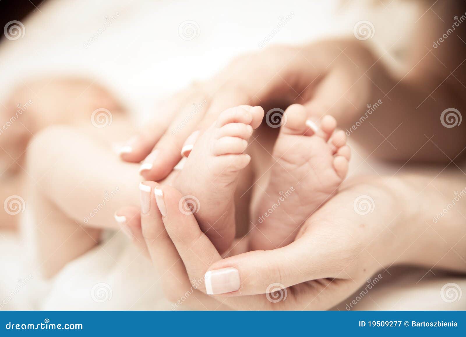 Hands touch child s feet stock image. Image of save, health - 19509277