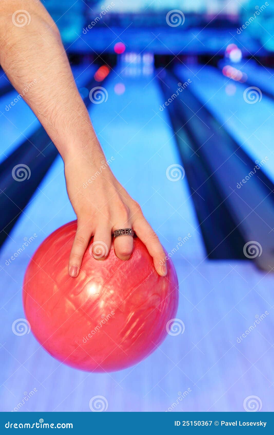 Hands, Which Prepares To Throw in Bowling Stock Image - Image of hand ...