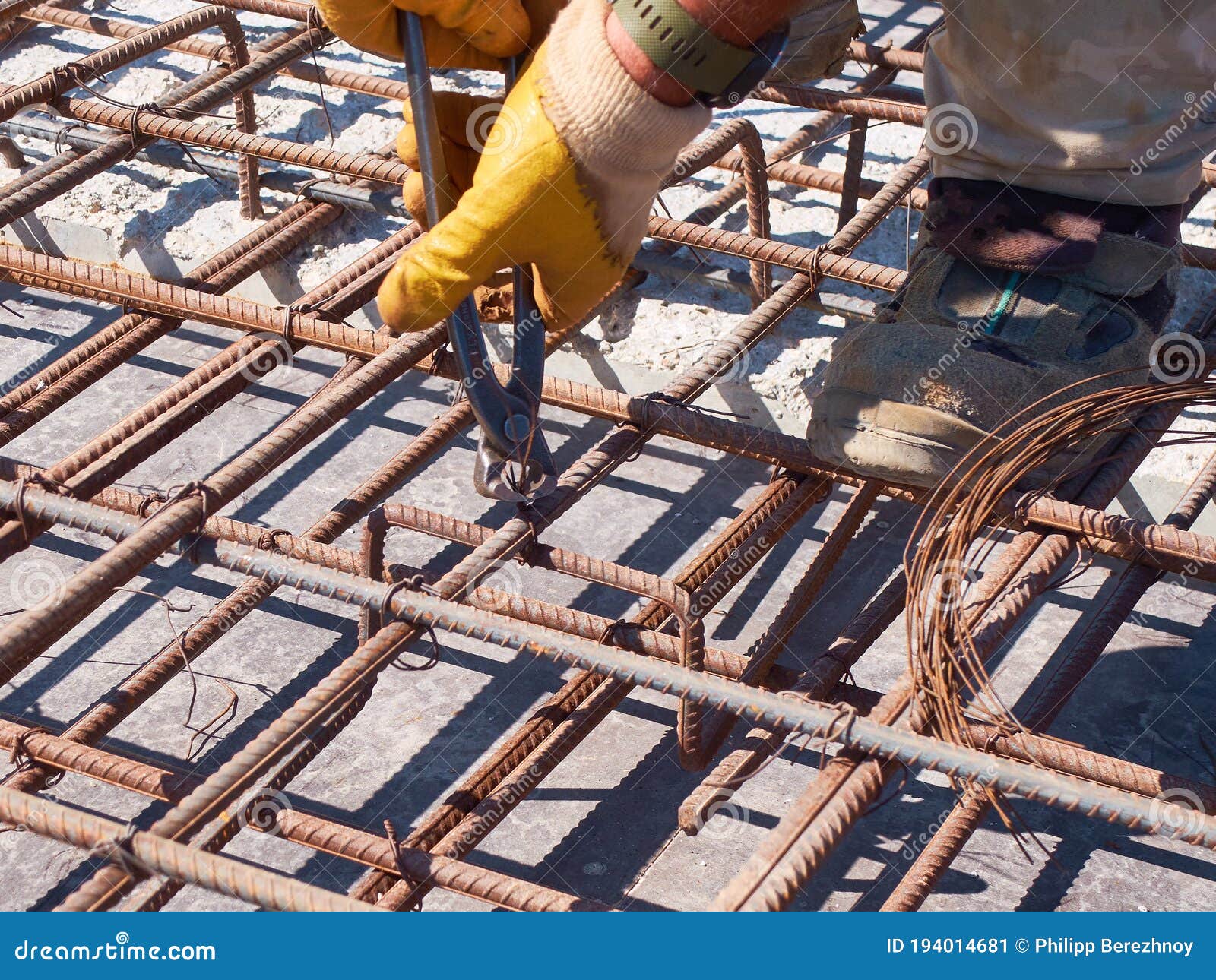 Reinforcement Tying For The Base Plate The Process Of Preparing Stock ...
