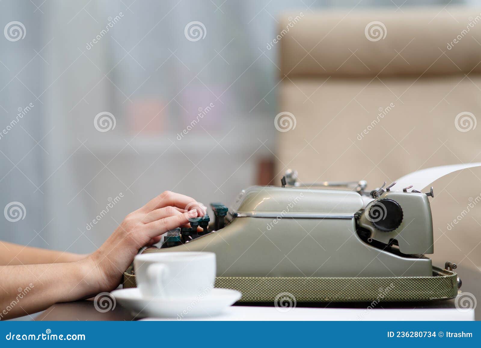 Hands Writing on Typewriter Stock Photo - Image of closeup, hammers ...