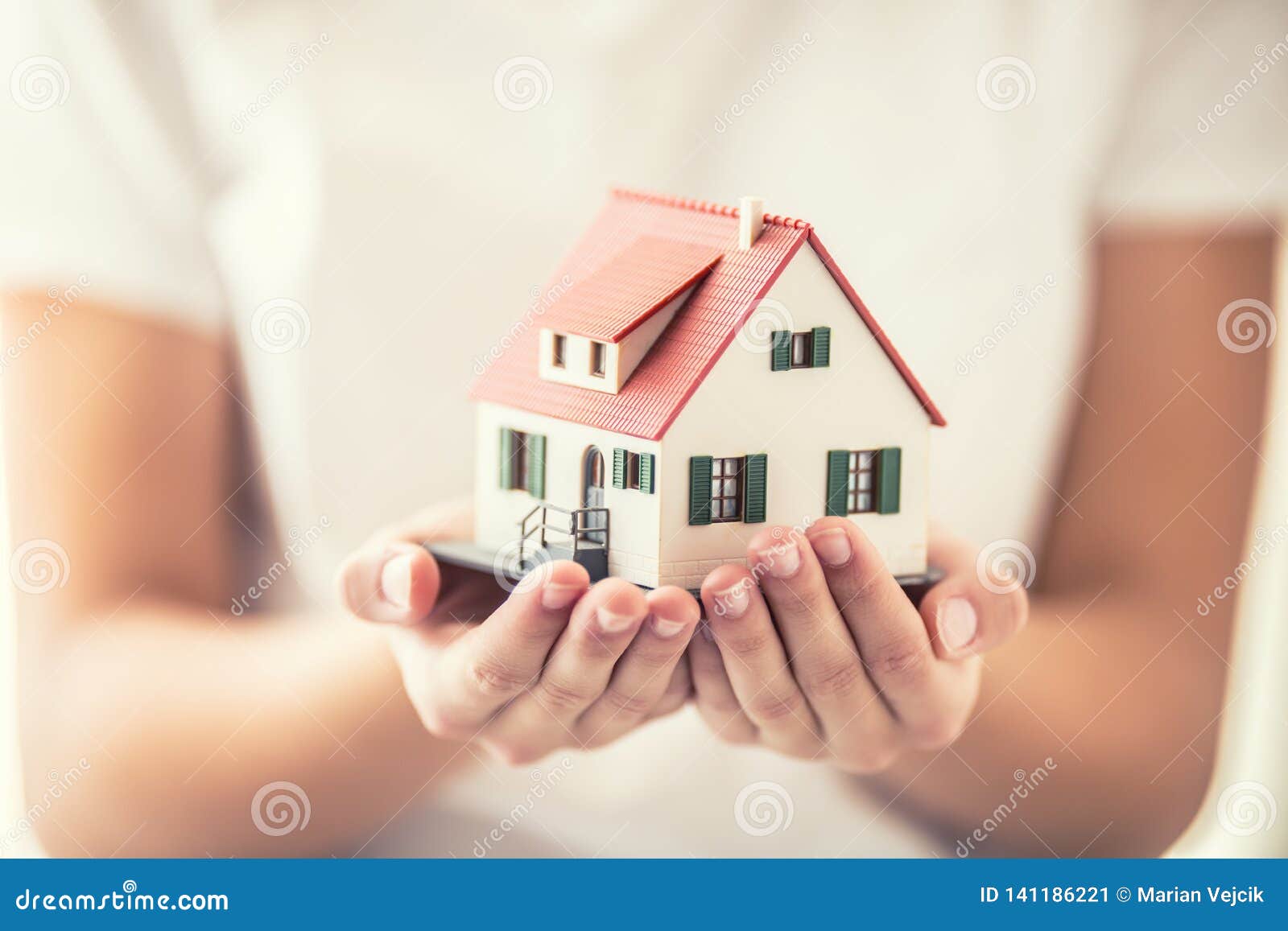 Hands of Young Woman Holding Model House Stock Image - Image of ...