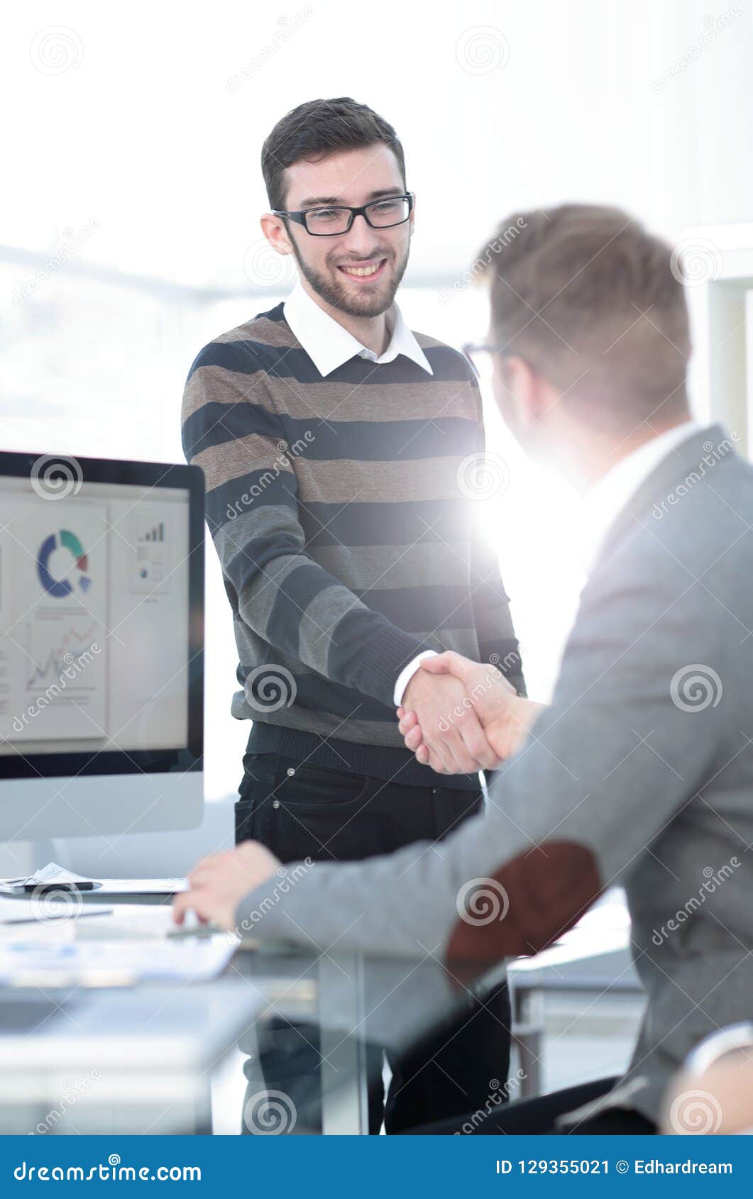 Handshake Manager and the Client Stock Image - Image of caucasian ...
