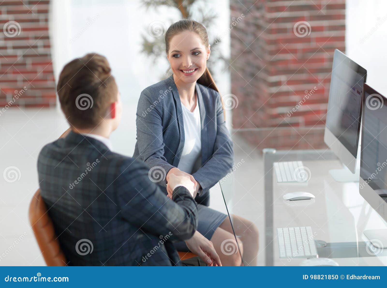 Handshake Manager and the Client in the Office Stock Photo - Image of ...