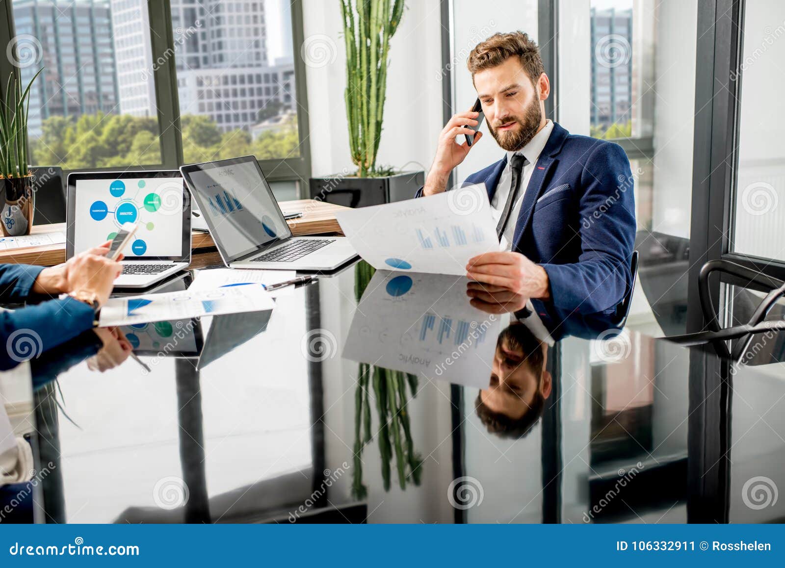 Analytic Manager Working at the Office Stock Image - Image of chart ...