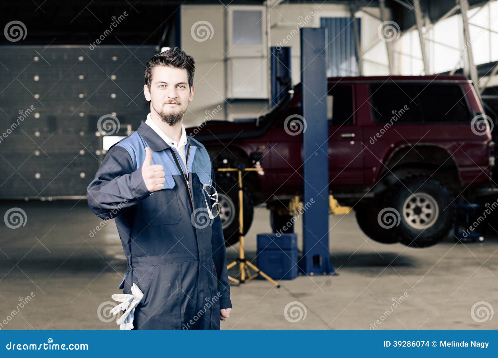 Handsome car mechanic stock photo. Image of shop, adult - 39286074
