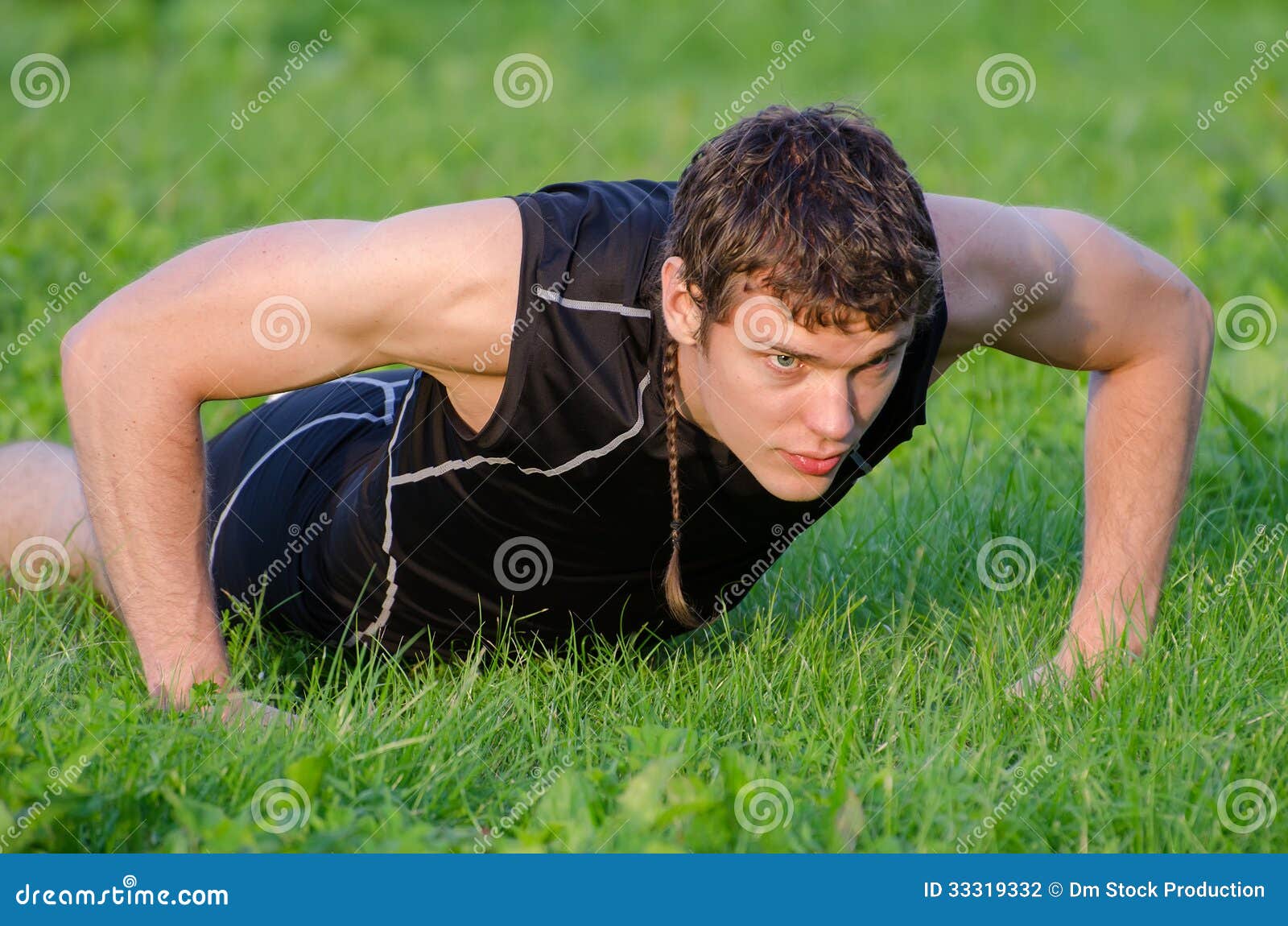 Handsome Man Doing Push-ups Stock Photo - Image of green, fitness: 33319332
