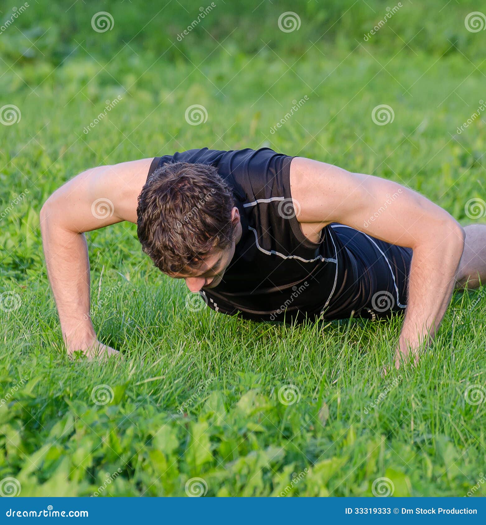 Handsome Man Doing Push-ups Stock Image - Image of adult, grass: 33319333