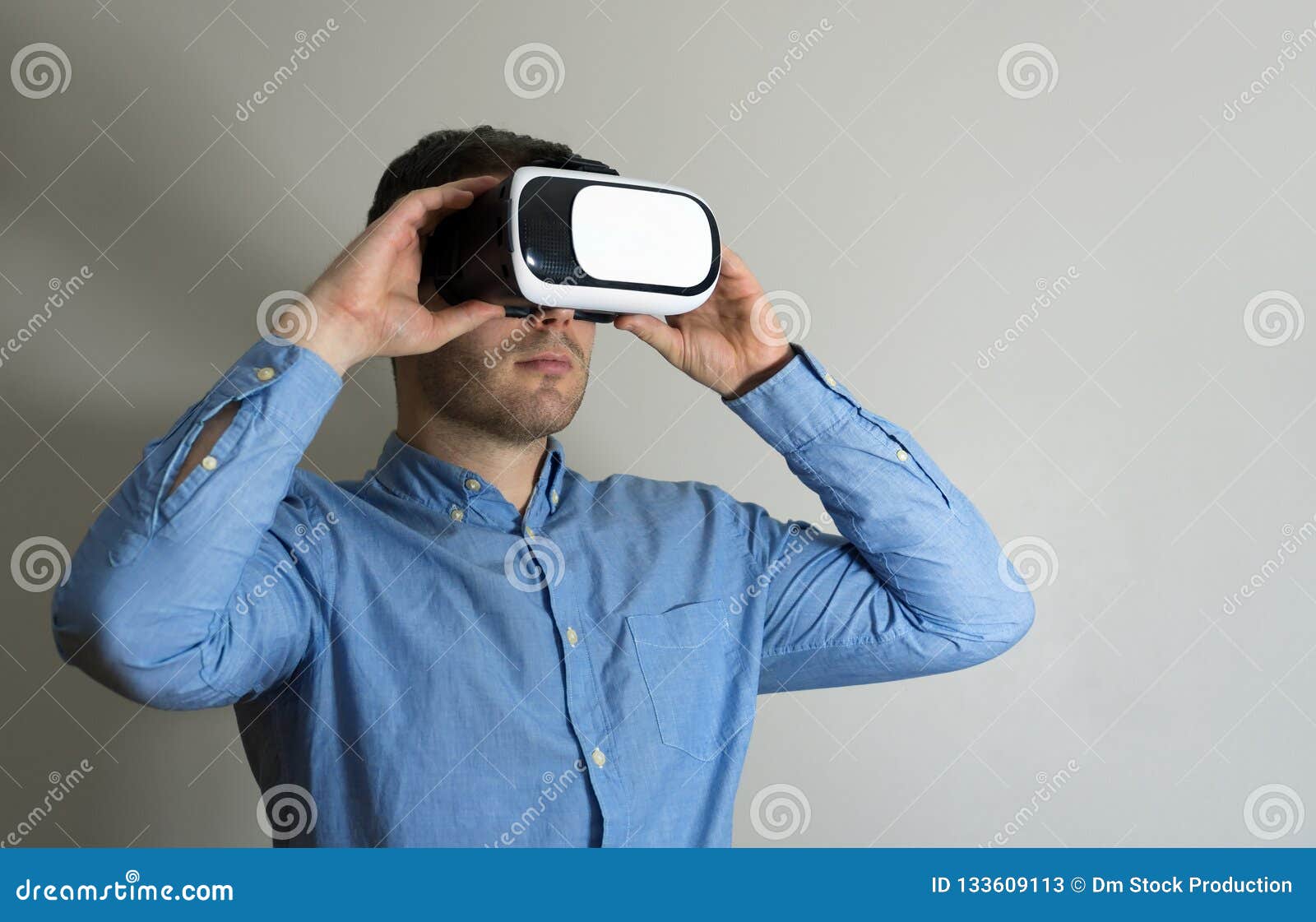 Man in VR goggles. stock image. Image of illusion, person - 133609113