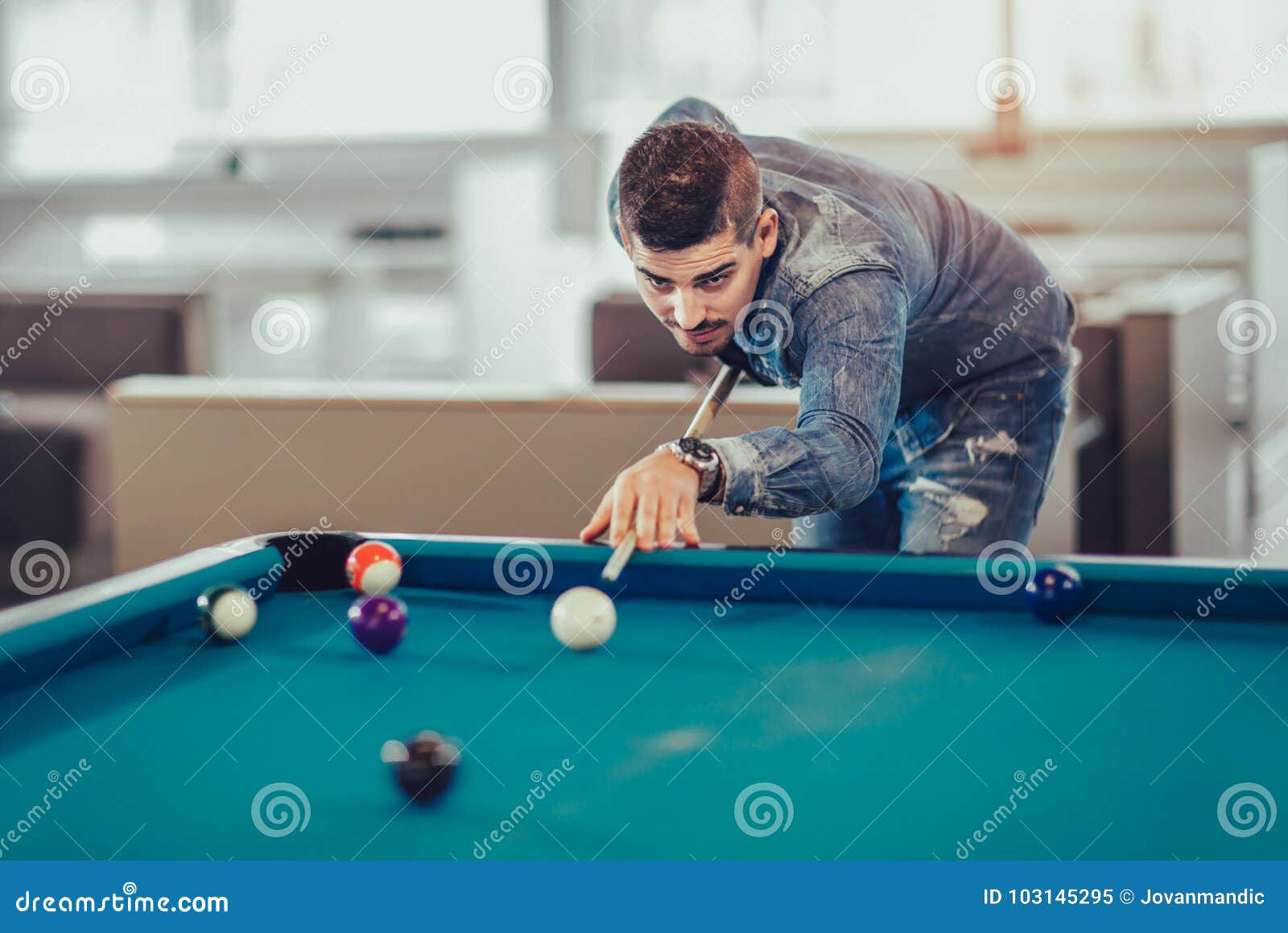 Young Man Playing Pool in Pub Stock Image - Image of playing, sphere ...
