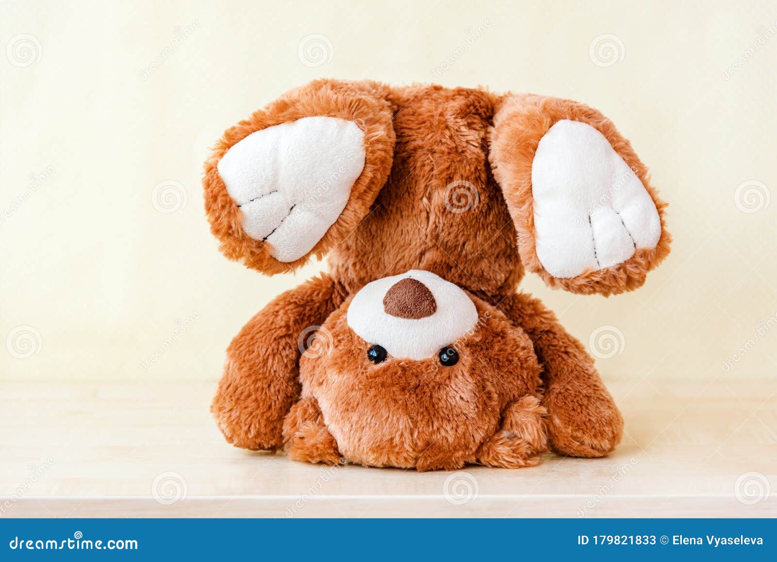 Falling Teddy Bear Stock Photography | CartoonDealer.com #43877414