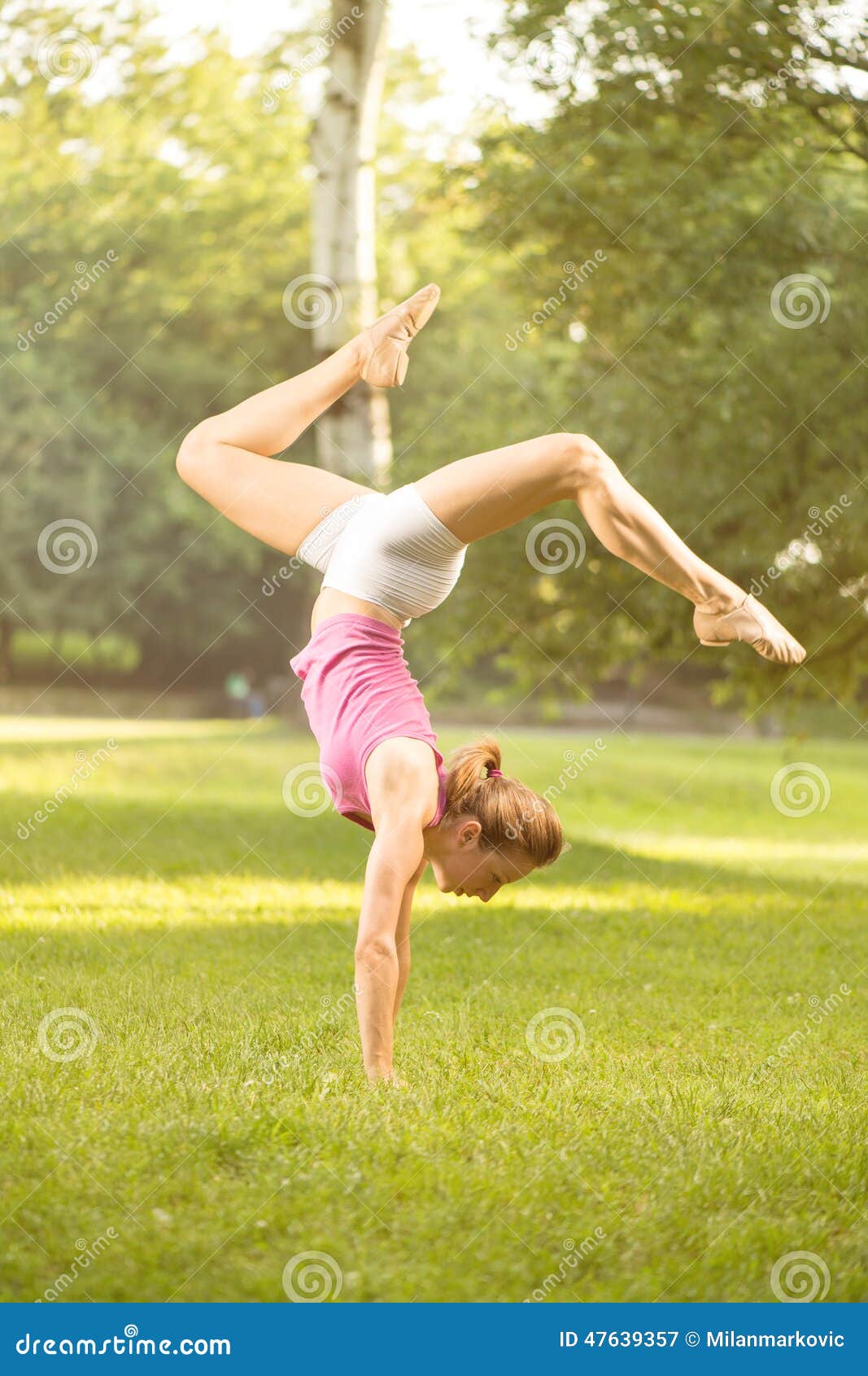 Handstand Exercise on Grass Stock Image - Image of healthy, grass: 47639357