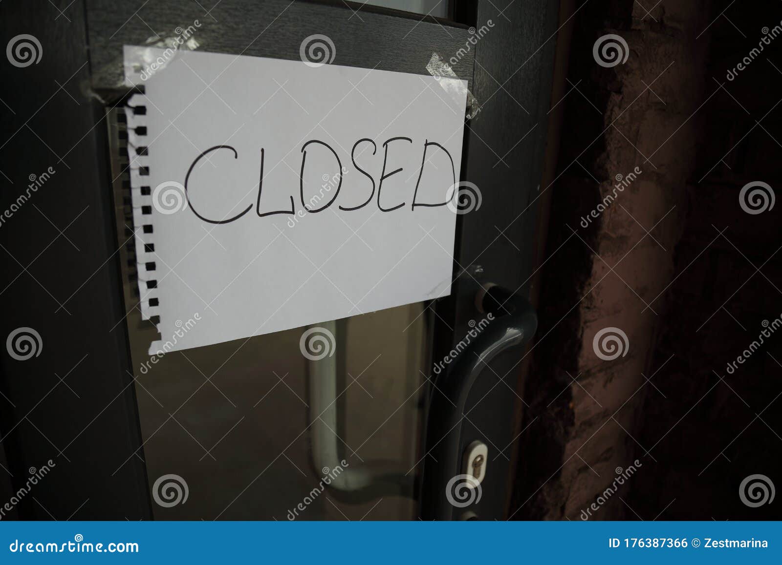 Handwritten Note Closed on the Door Stock Photo - Image of entry ...