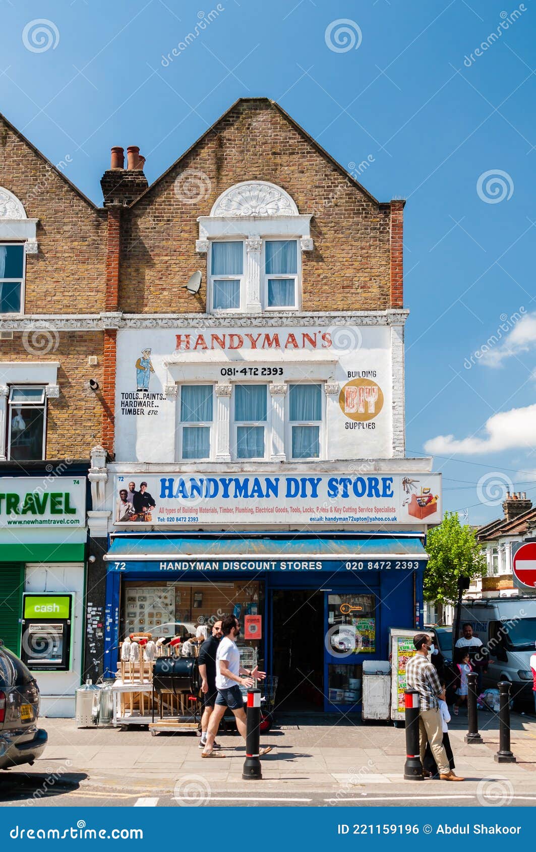 Handymans London DIY store editorial photo. Image of blue - 221159196