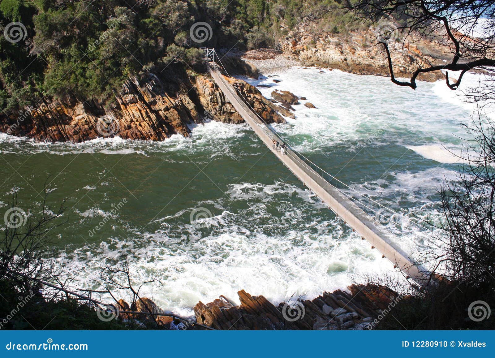 Hangbrug in Zuid-Afrika stock foto. Image of rotsen, indrukwekkend ...