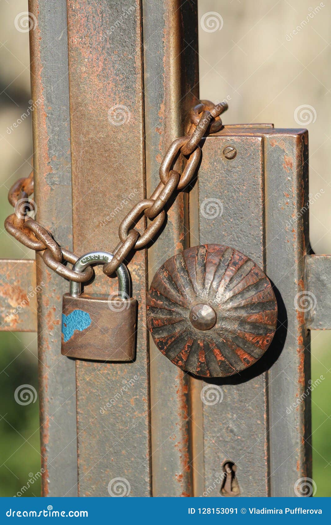 Hanging Lock on a Thick Chain Stock Image - Image of chain, home: 128153091