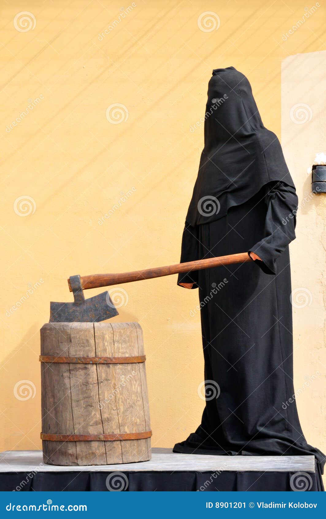 Hangman. stock image. Image of dummy, soutane, execution - 8901201
