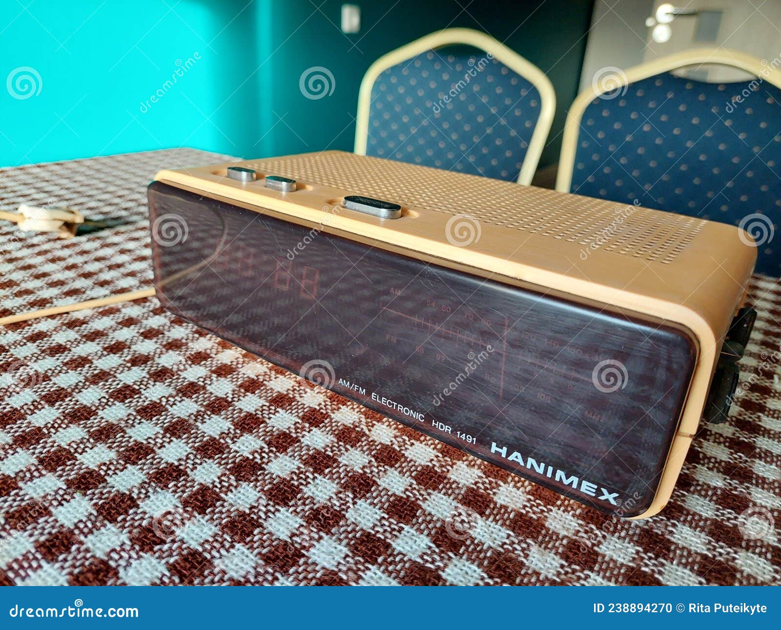 Hanimex Electronic Clock Radio Editorial Image - Image of nostalgia ...