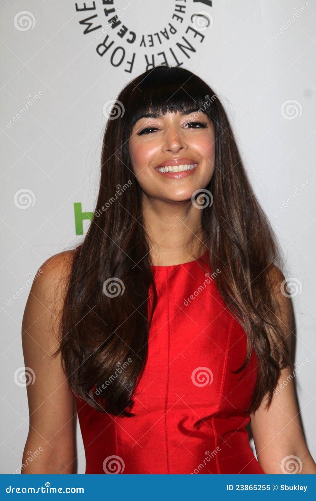 Hannah Simone New Girl