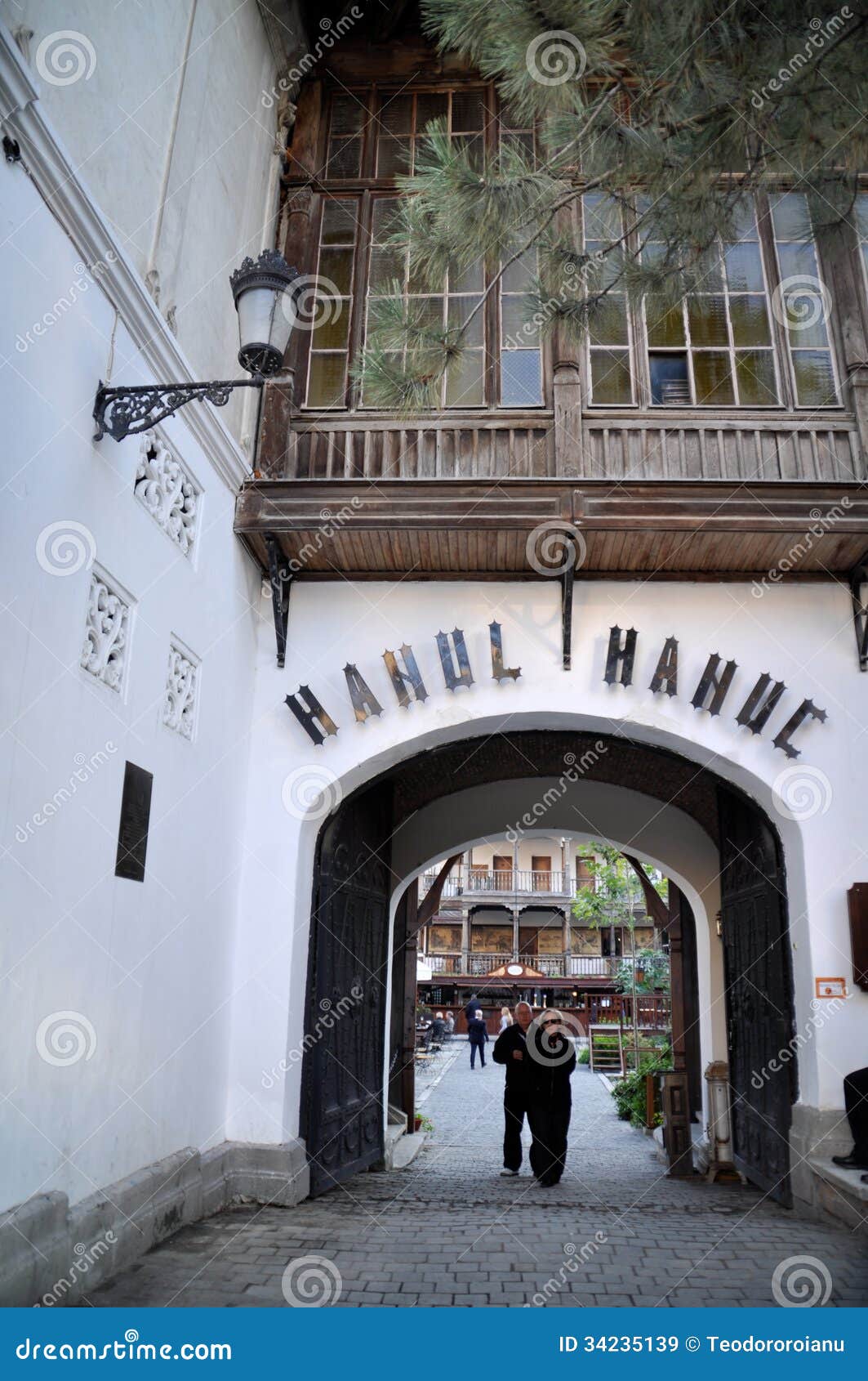 Hanul Manuc Bucharest editorial stock image. Image of hanul - 34235139
