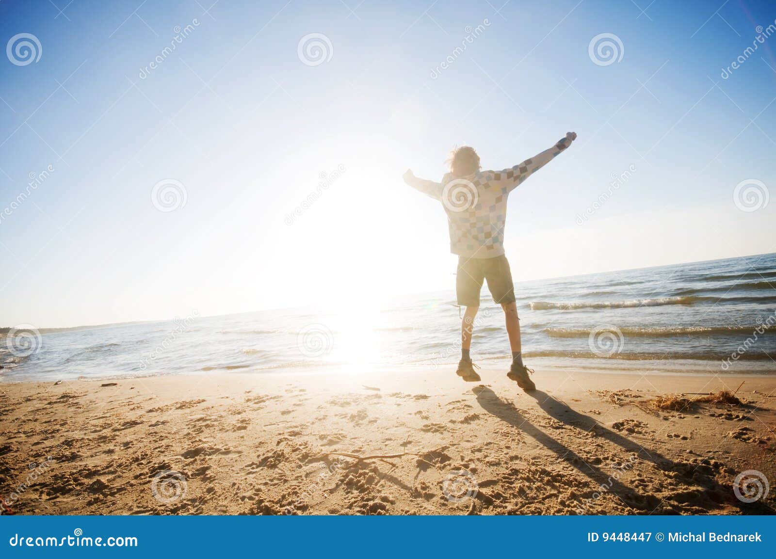 Happiness in the Beach Scenery Stock Image - Image of freedom, golden ...