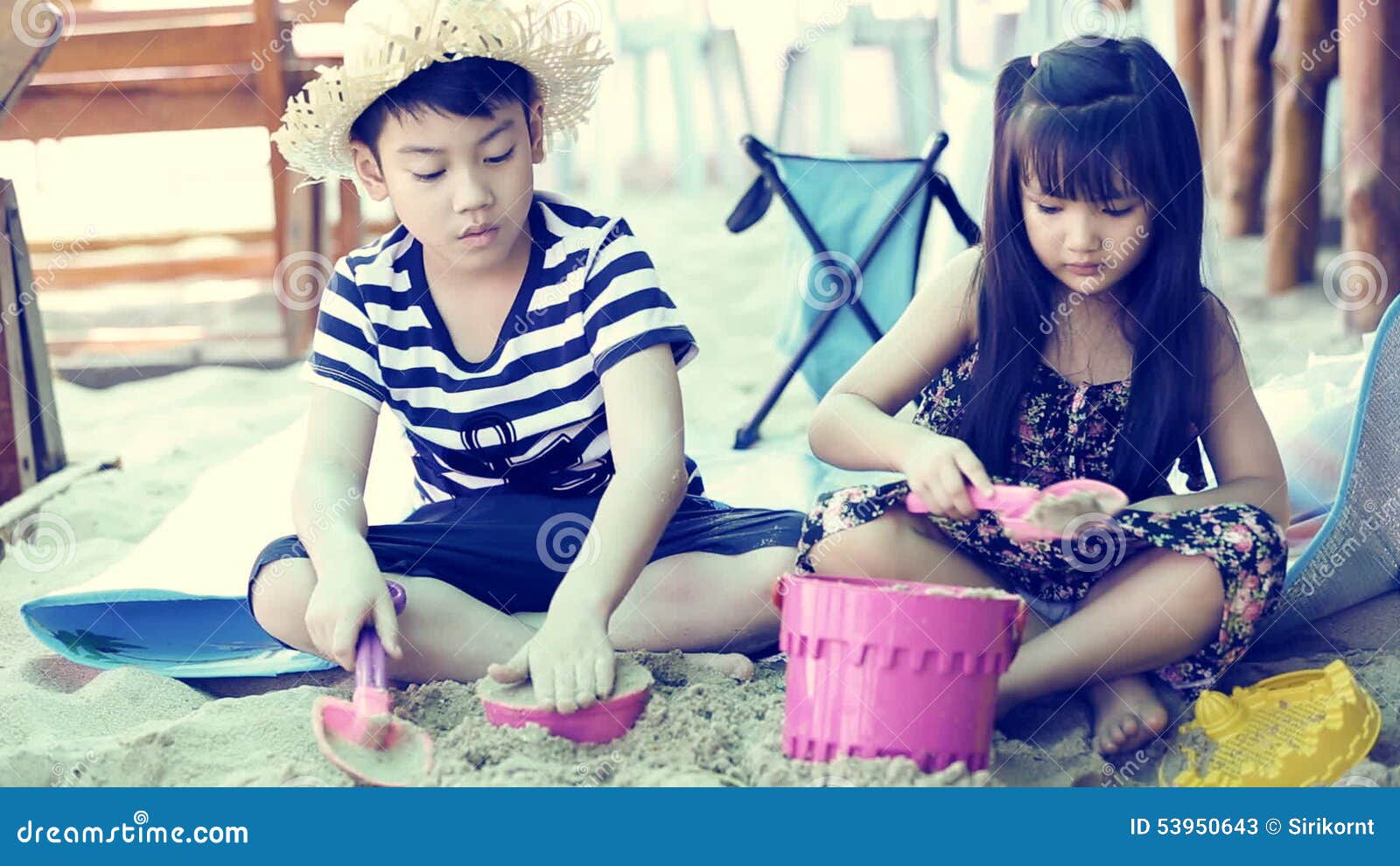 Kids Playing Sand Stock Footage & Videos - 1,457 Stock Videos