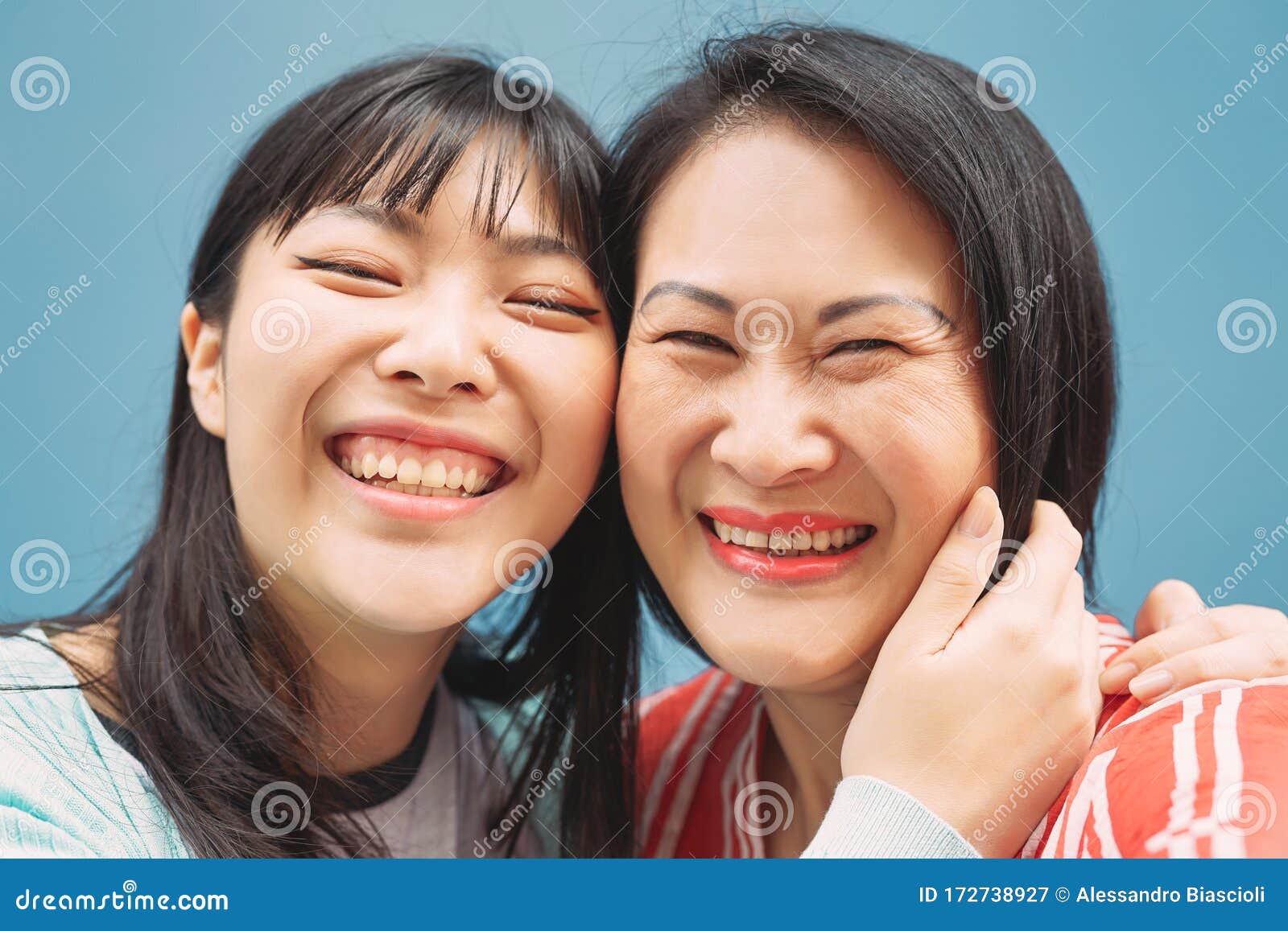 Happy Asian Mother And Daughter Having Fun Outdoor Portrait Chinese