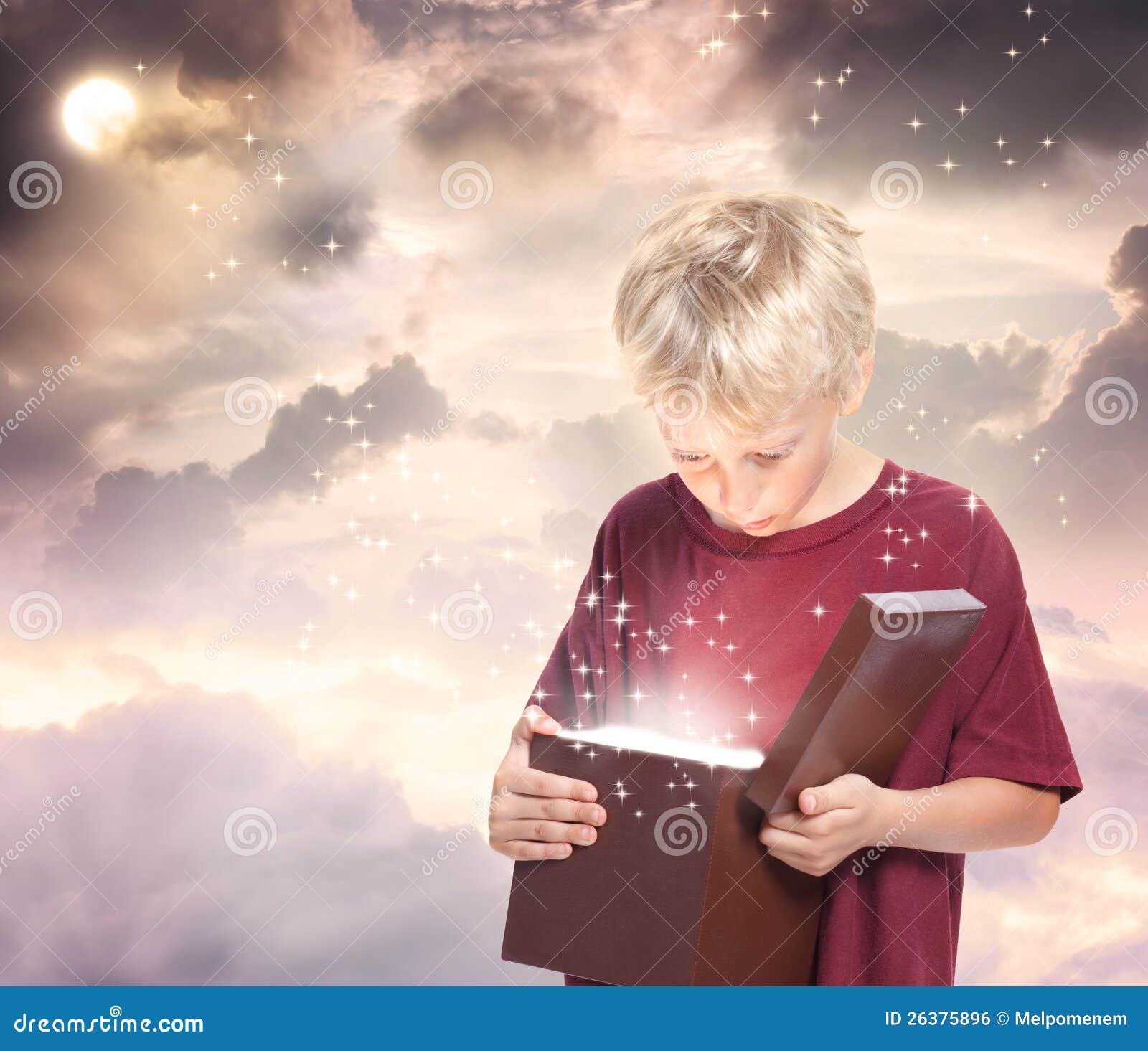 Happy Boy Opening a Gift Box Stock Photo - Image of happiness, glitter ...