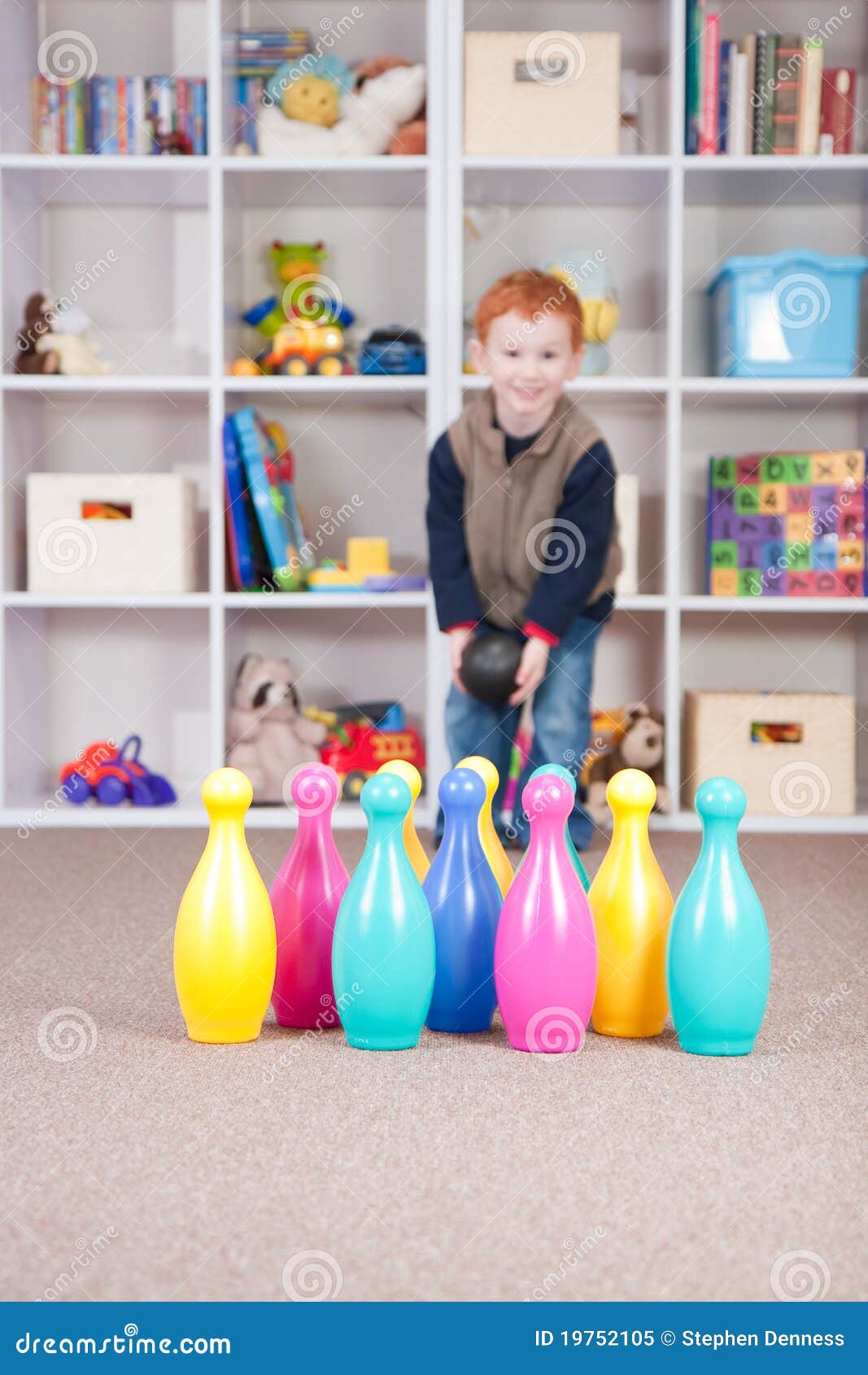 Happy Boy Playing Kids Bowling Game Stock Image - Image of throw, happy ...